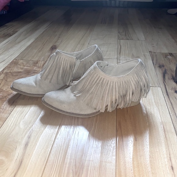 Coconuts by Matisse | Shoes | Coconuts Matisse Womens 75 Tan Beige ...